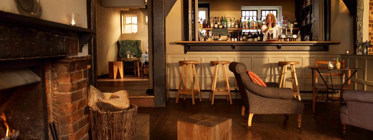 The Crown hotel - Buckinghamshire, United Kingdom - Mr & Mrs Smith