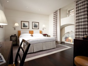 Gallery Hotel Art Rooms & Suites - Florence, Italy - Mr & Mrs Smith